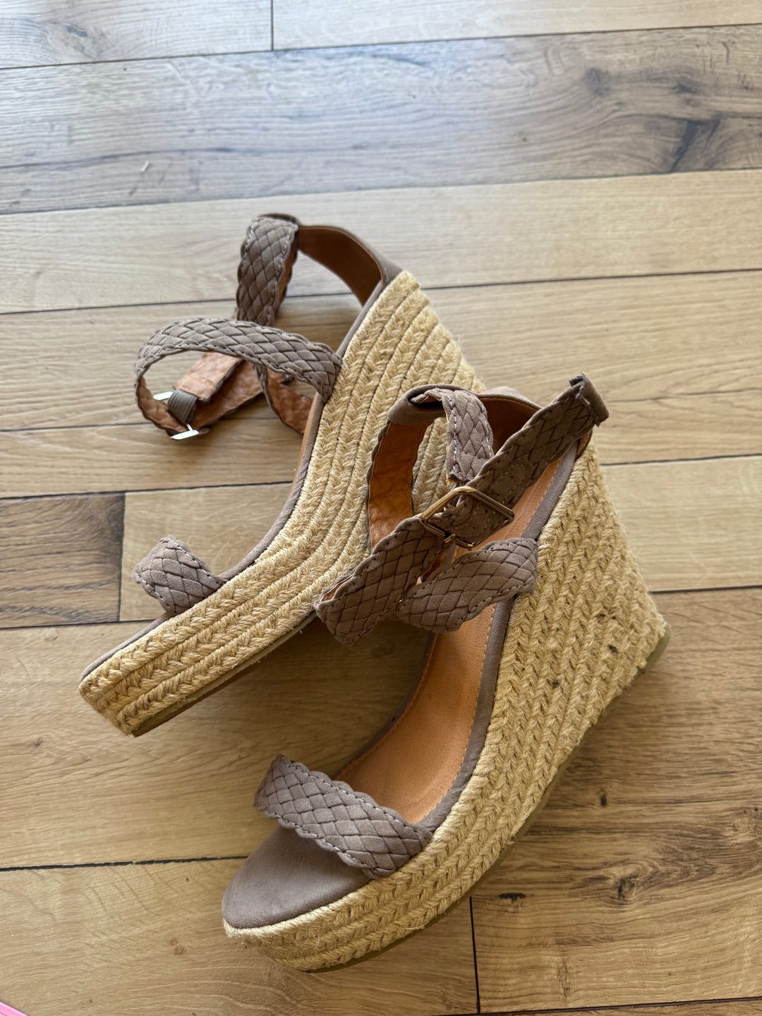 Mya Raffia Wedges FINAL SALE – Southern Alternative