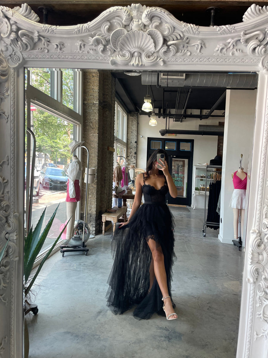 Heavenly Mesh Maxi Gown (Black) [PRE-ORDER] – Southern Alternative